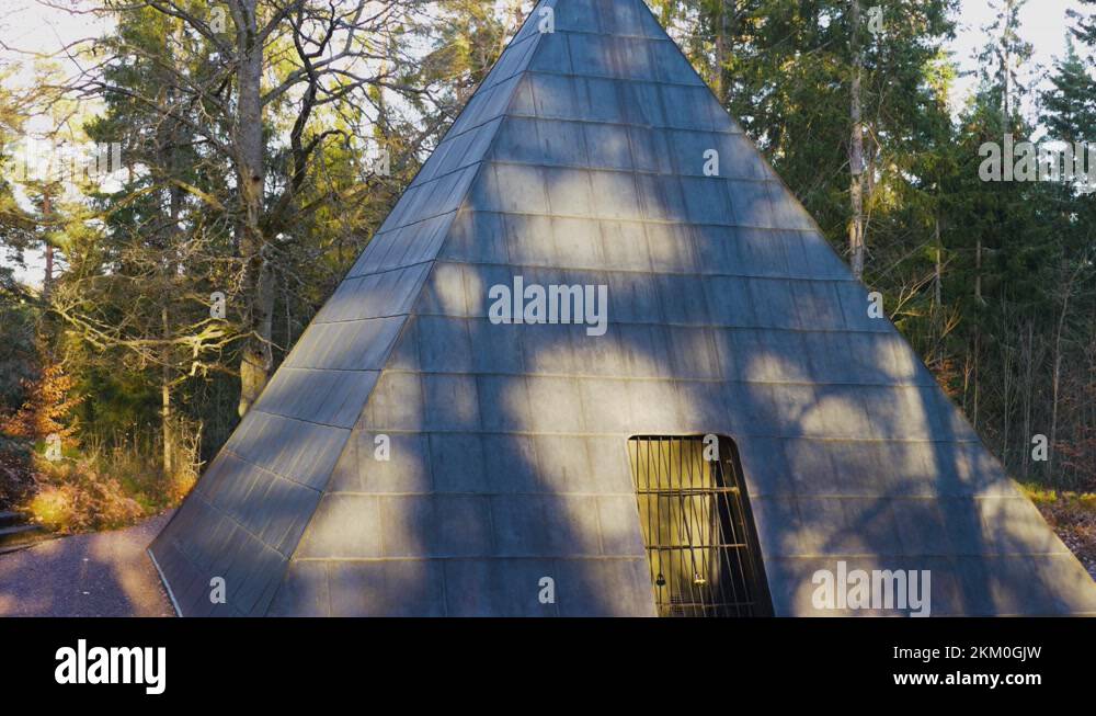 Sunlight exterior Stock Videos & Footage - HD and 4K Video Clips - Alamy