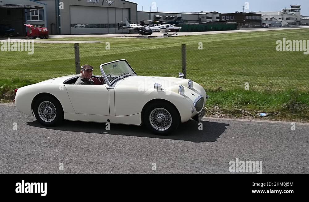 Sprite car Stock Videos & Footage - HD and 4K Video Clips - Alamy