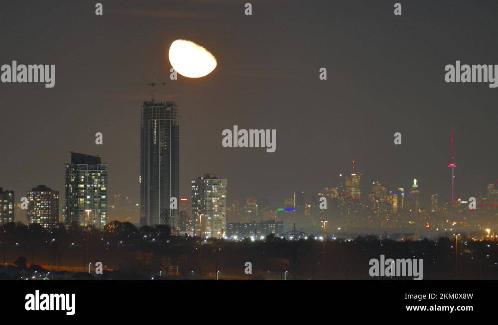 Full moon over city skyline Stock Videos & Footage - HD and 4K Video ...