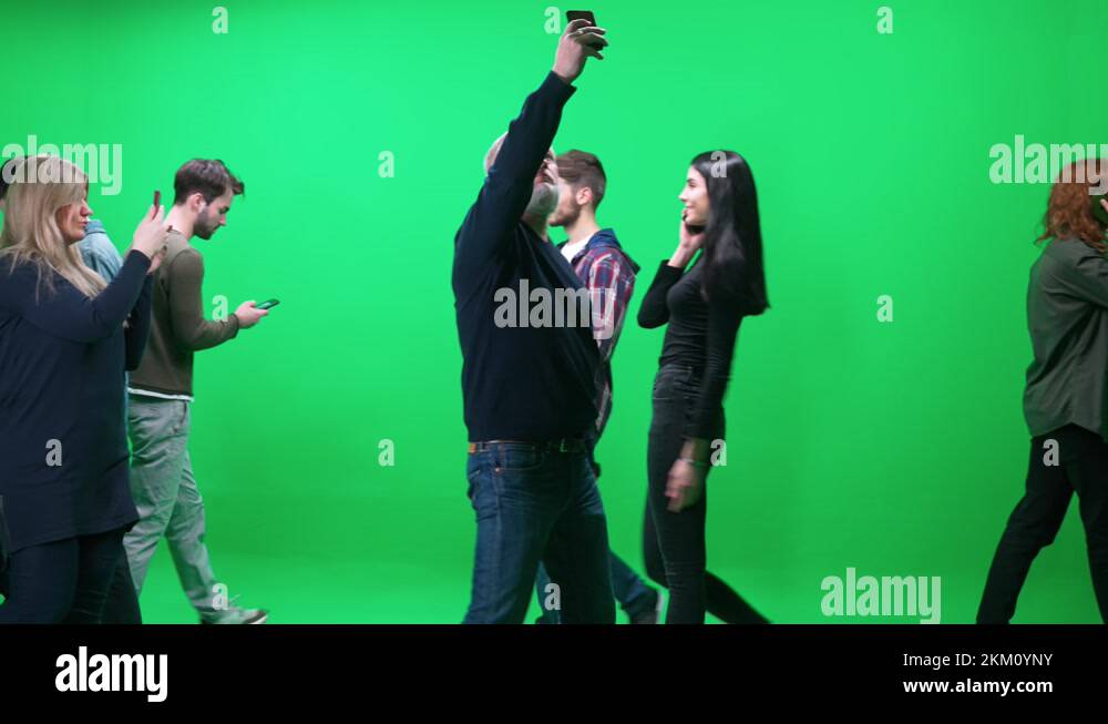 Crowd mobile talking Stock Videos & Footage - HD and 4K Video Clips - Alamy