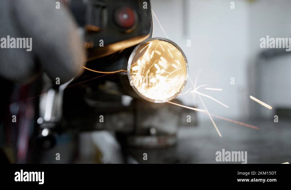 Radial cutting Stock Videos & Footage - HD and 4K Video Clips - Alamy