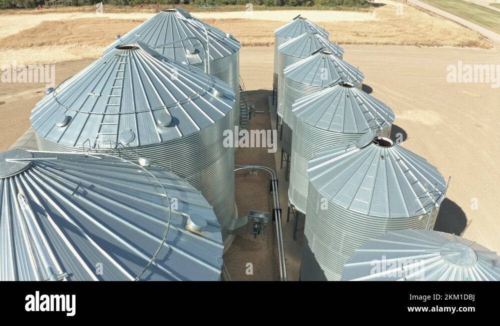 Grain storage tanks Stock Videos & Footage - HD and 4K Video Clips - Alamy