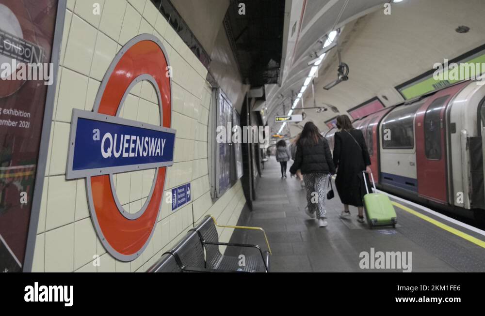 Central line tube train london underground Stock Videos & Footage - HD ...