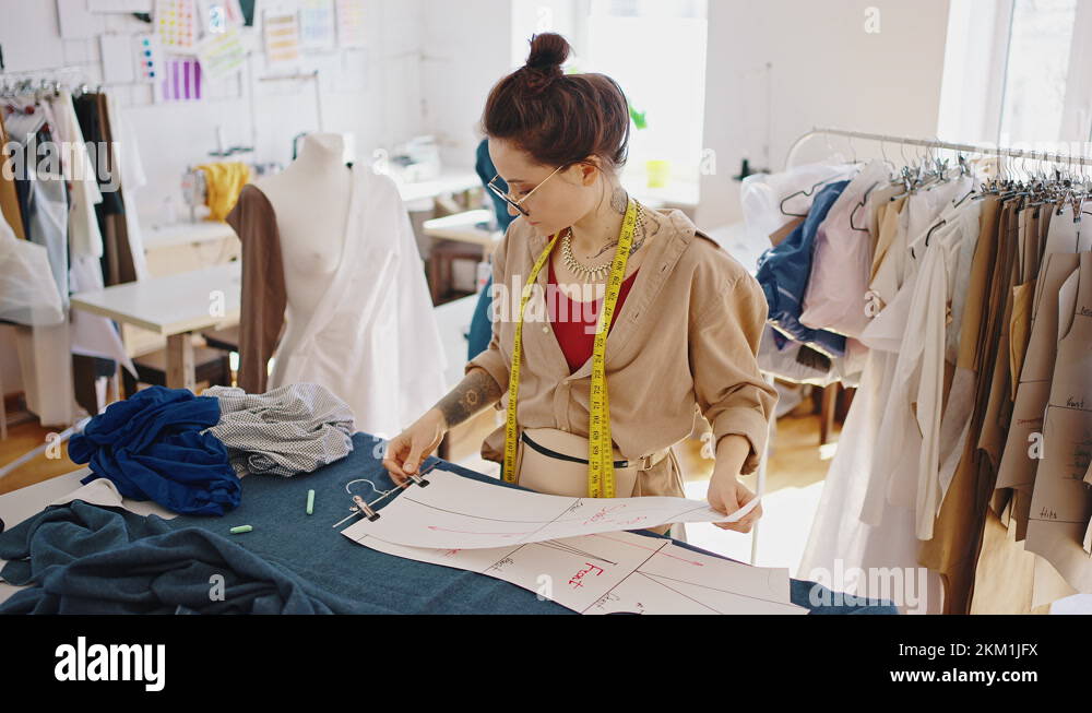 Cloth pattern Stock Videos & Footage - HD and 4K Video Clips - Alamy