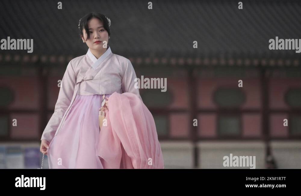 Hanbok historic Stock Videos & Footage - HD and 4K Video Clips - Alamy