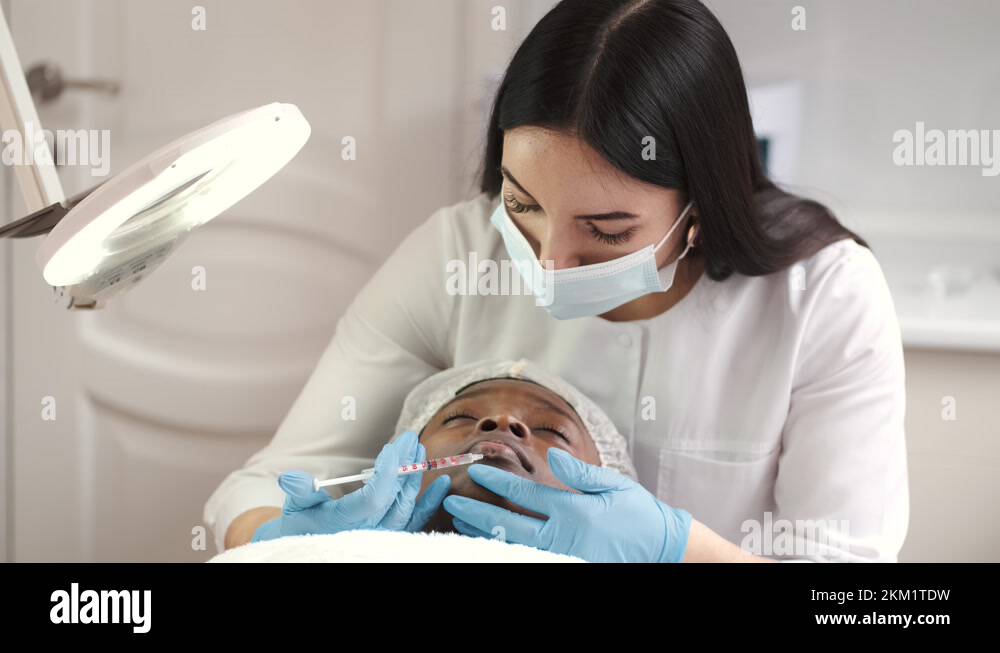 Woman gets injection in Stock Videos & Footage - HD and 4K Video Clips ...