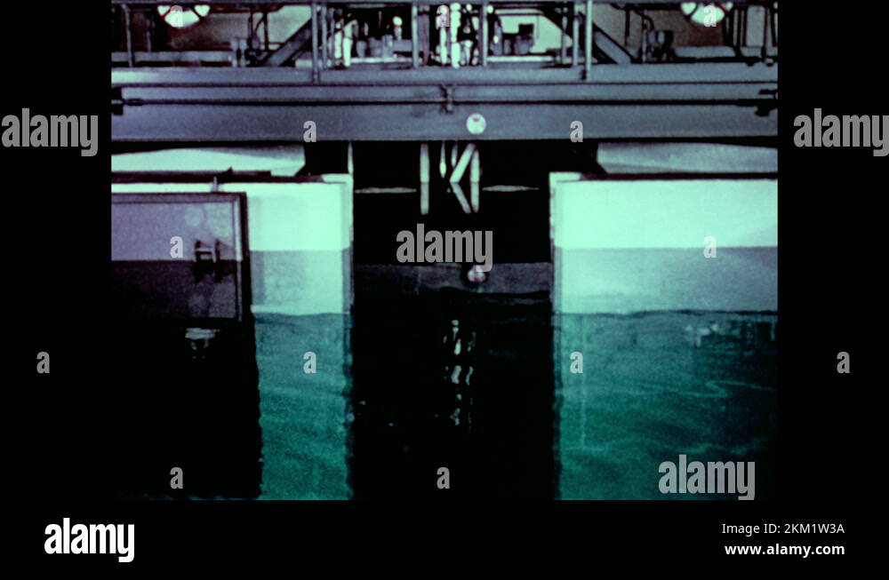 Reactor pool Stock Videos & Footage - HD and 4K Video Clips - Alamy