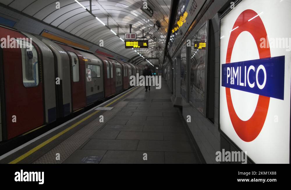 Victoria line underground Stock Videos & Footage - HD and 4K Video ...