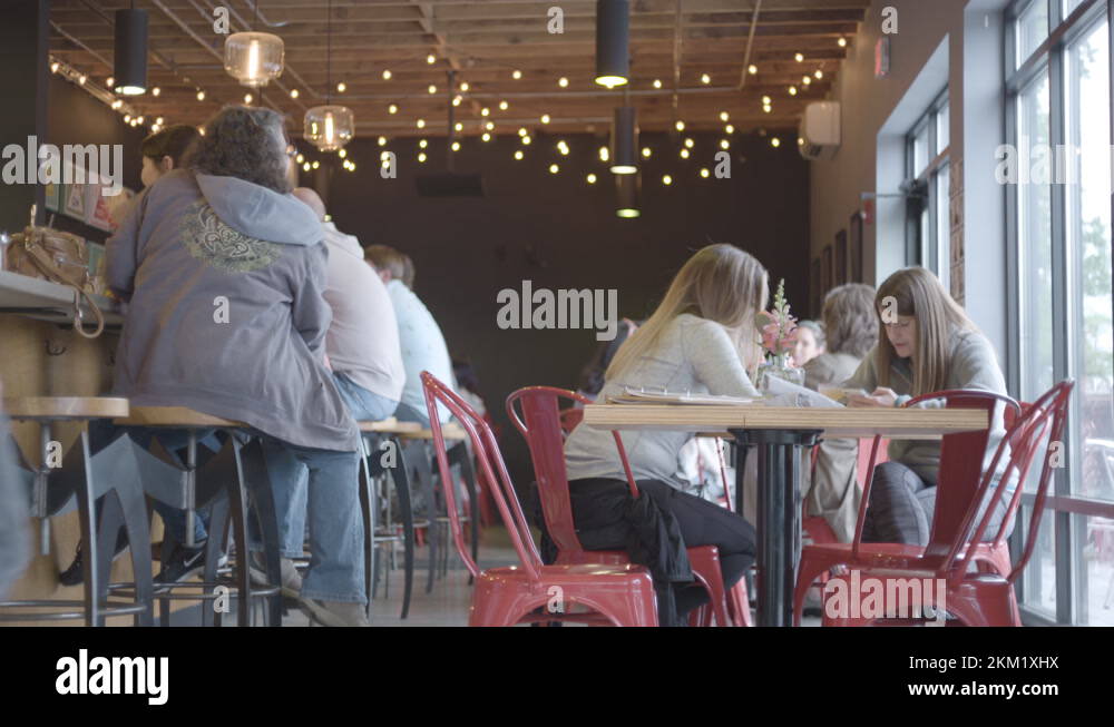 Seated crowd bar Stock Videos & Footage - HD and 4K Video Clips - Alamy