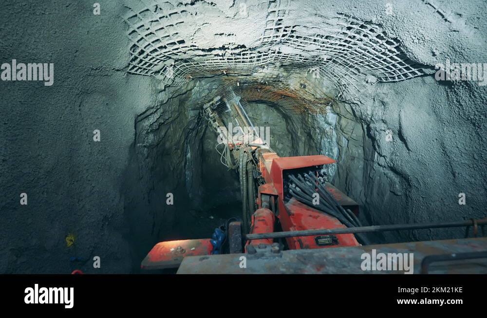 Tunnel bore Stock Videos & Footage - HD and 4K Video Clips - Alamy
