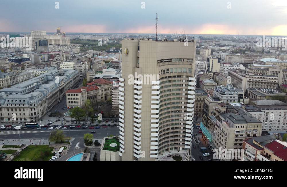 Skyscraper hotel Stock Videos & Footage - HD and 4K Video Clips - Alamy