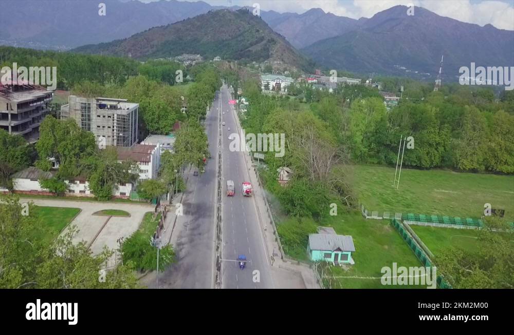Green city srinagar dalgate Drone shoot of roads buildings vehicles in ...