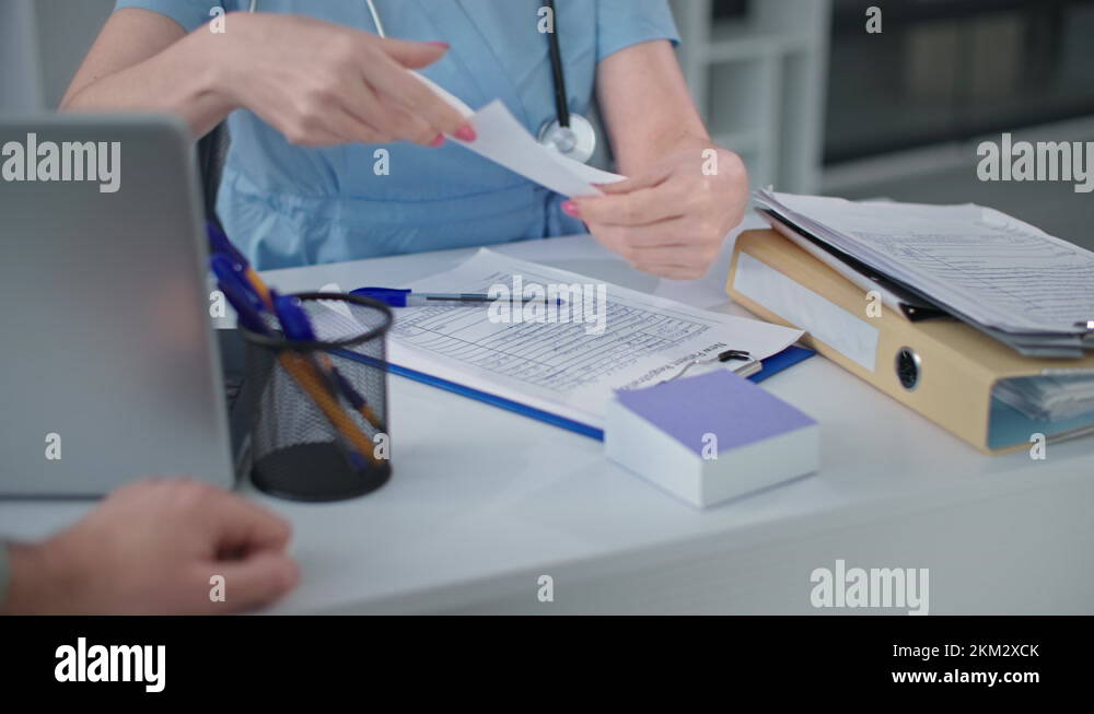 Negative reception Stock Videos & Footage - HD and 4K Video Clips - Alamy