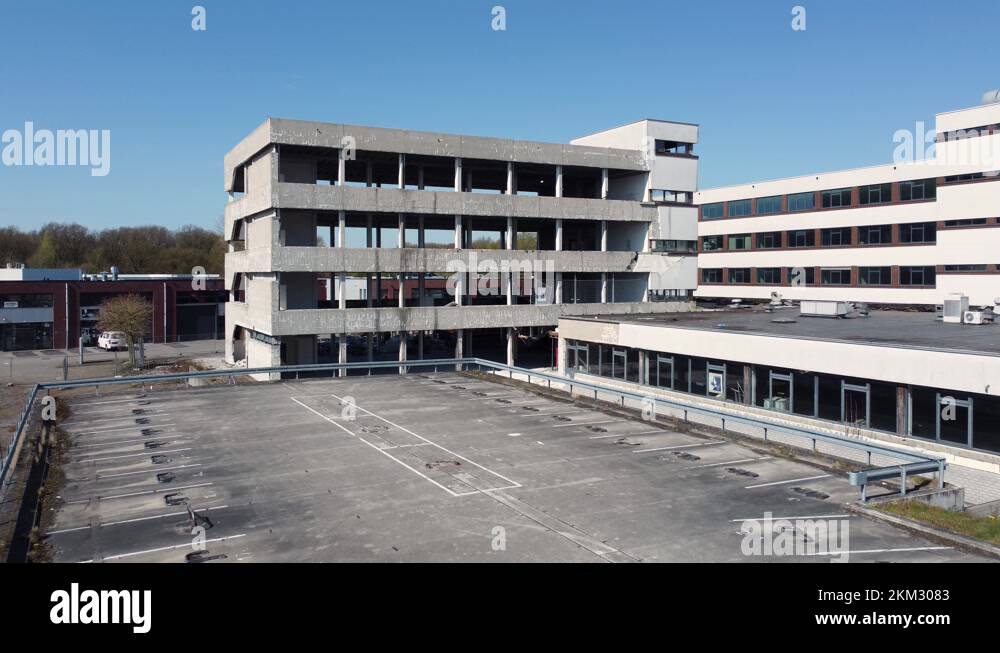 Half demolished building Stock Videos & Footage - HD and 4K Video Clips ...