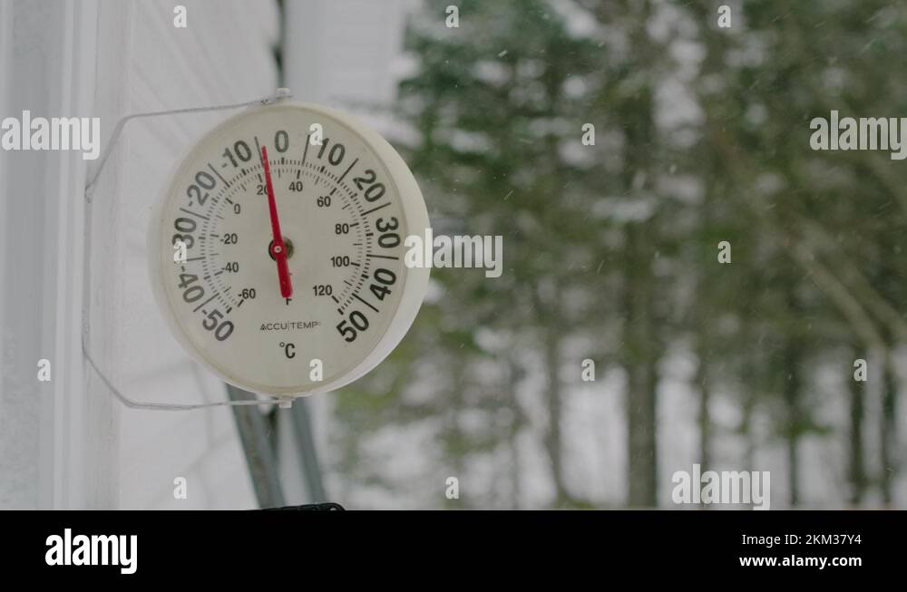 Minus temperature Stock Videos & Footage - HD and 4K Video Clips - Alamy