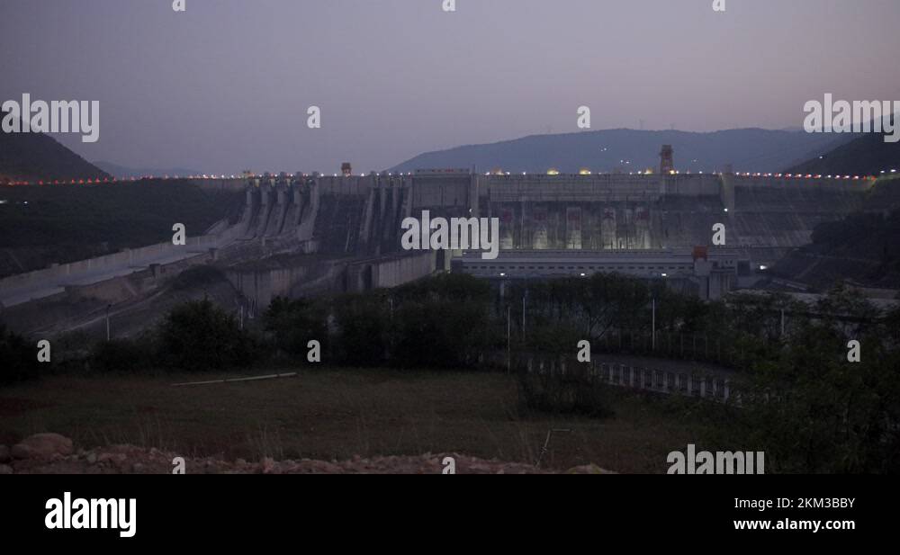 Yangtze river dam water Stock Videos & Footage - HD and 4K Video Clips ...