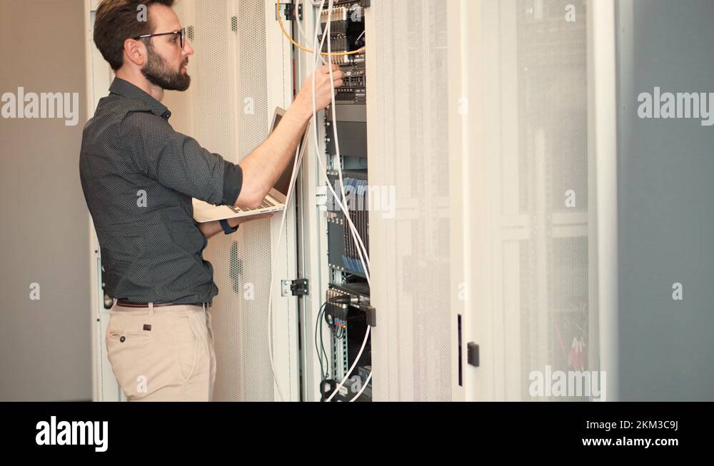 Mainframe service Stock Videos & Footage - HD and 4K Video Clips - Alamy