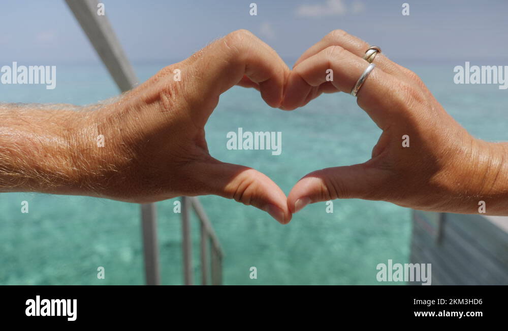 Finger heart frame Stock Videos & Footage - HD and 4K Video Clips - Alamy