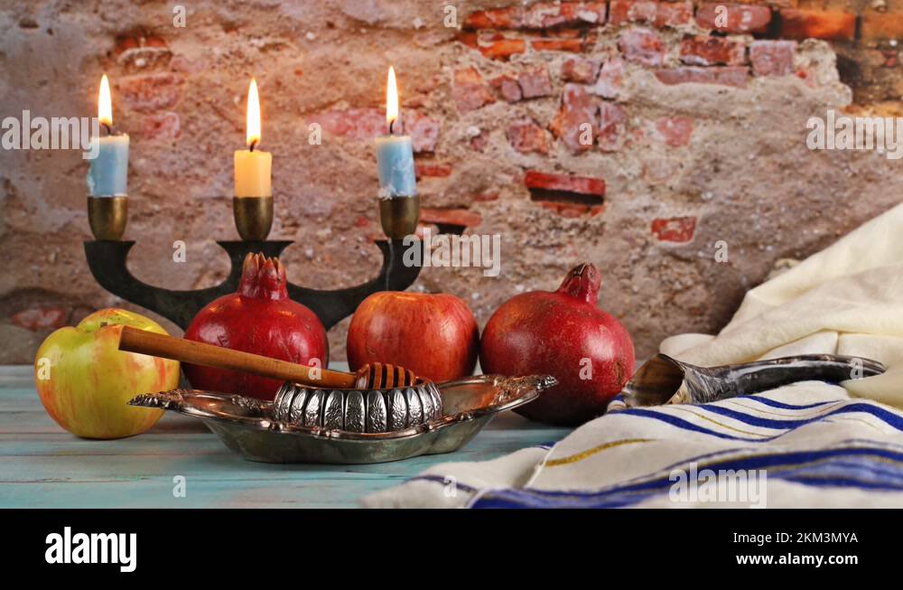 Rosh hashana Stock Videos & Footage - HD and 4K Video Clips - Alamy