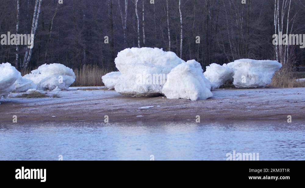 Frozen ice blocks in Stock Videos & Footage - HD and 4K Video Clips - Alamy