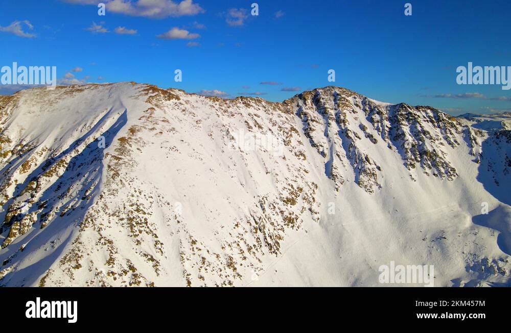 Snow clad summit Stock Videos & Footage - HD and 4K Video Clips - Alamy