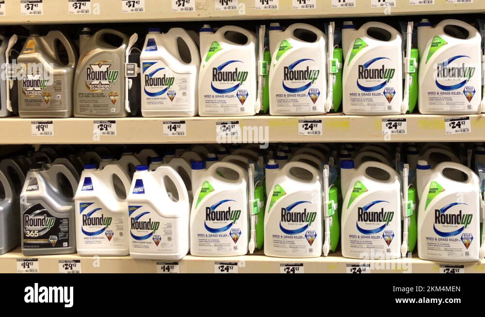 Roundup weedkiller toxic farming Stock Videos & Footage - HD and 4K ...