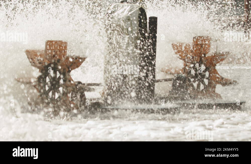 Aggressive water Stock Videos & Footage - HD and 4K Video Clips - Alamy