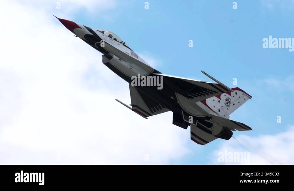 Airplane us air force thunderbirds Stock Videos & Footage - HD and 4K ...