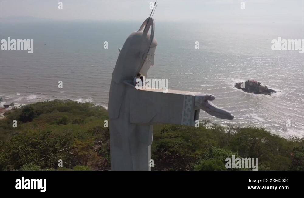 Jesus statue asia Stock Videos & Footage - HD and 4K Video Clips - Alamy