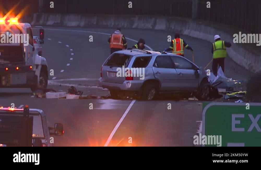 Car crash on highway Stock Videos & Footage - HD and 4K Video Clips - Alamy