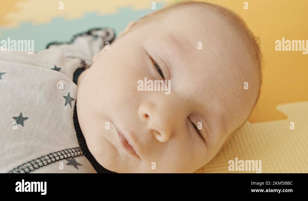 Looking back at baby Stock Videos & Footage - HD and 4K Video Clips - Alamy