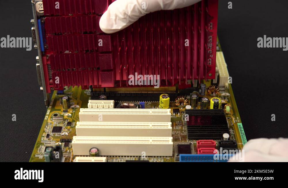 Removing a video card from the motherboard. PC graphics processing ...