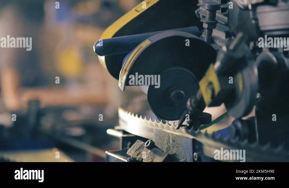 Sharpening saws Stock Videos & Footage - HD and 4K Video Clips - Alamy