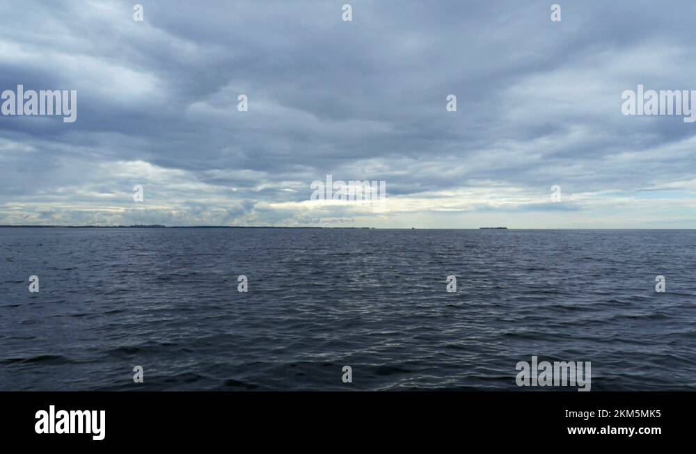 Clouds low heavy Stock Videos & Footage - HD and 4K Video Clips - Alamy