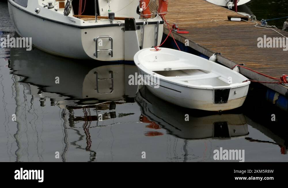 White rowing boat Stock Videos & Footage - HD and 4K Video Clips - Alamy