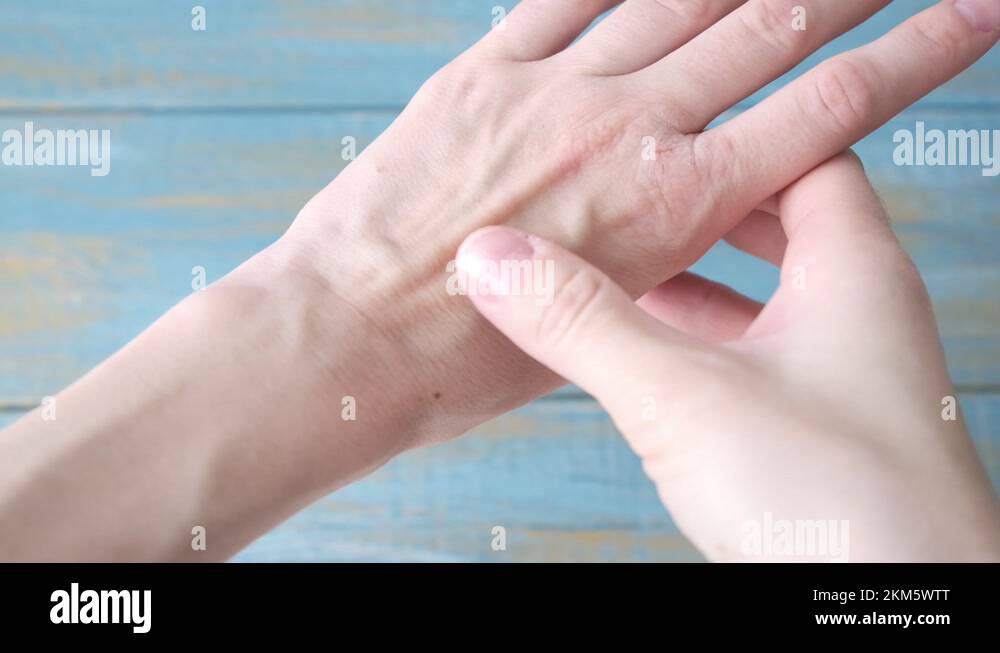 Checking hands Stock Videos & Footage - HD and 4K Video Clips - Alamy