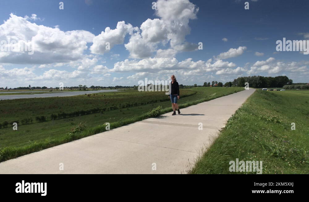 Woman footpath Stock Videos & Footage - HD and 4K Video Clips - Alamy