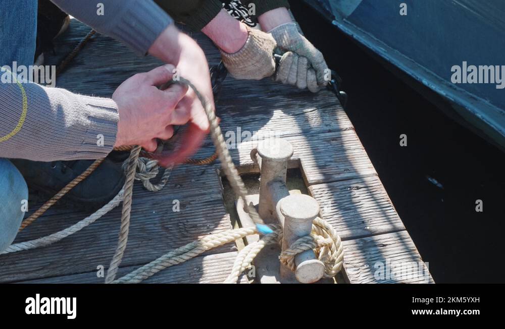 Rope tying Stock Videos & Footage - HD and 4K Video Clips - Alamy