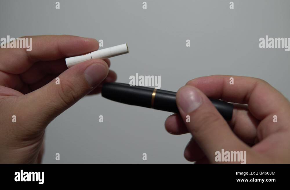 Holder e Stock Videos & Footage - HD and 4K Video Clips - Alamy