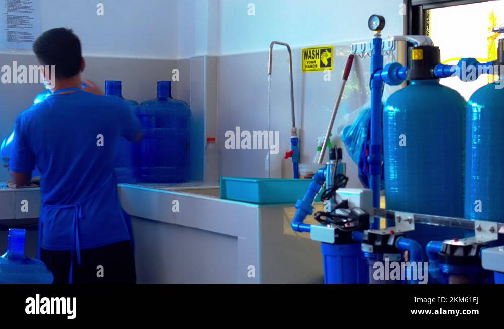 Clean containers Stock Videos & Footage - HD and 4K Video Clips - Alamy