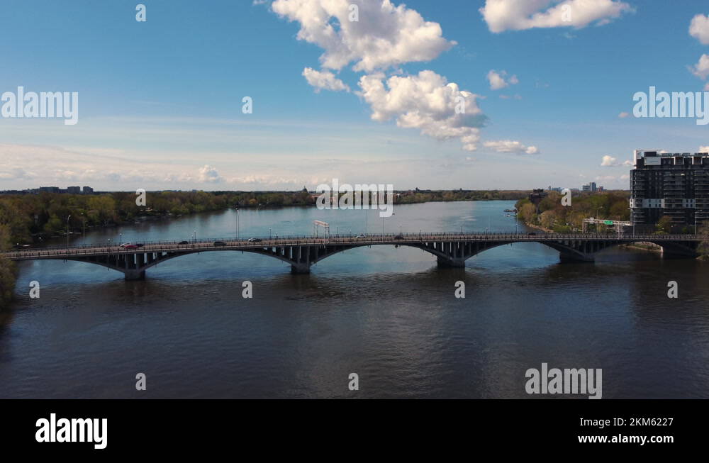 Infrastructure cars Stock Videos & Footage - HD and 4K Video Clips - Alamy