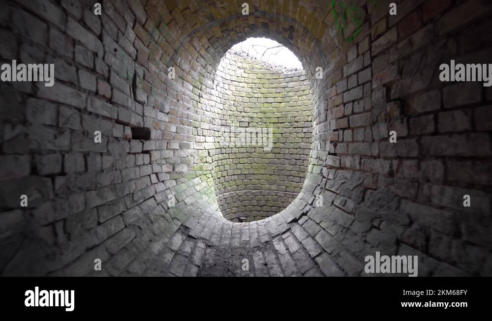 Brick tunnel bricks Stock Videos & Footage - HD and 4K Video Clips - Alamy