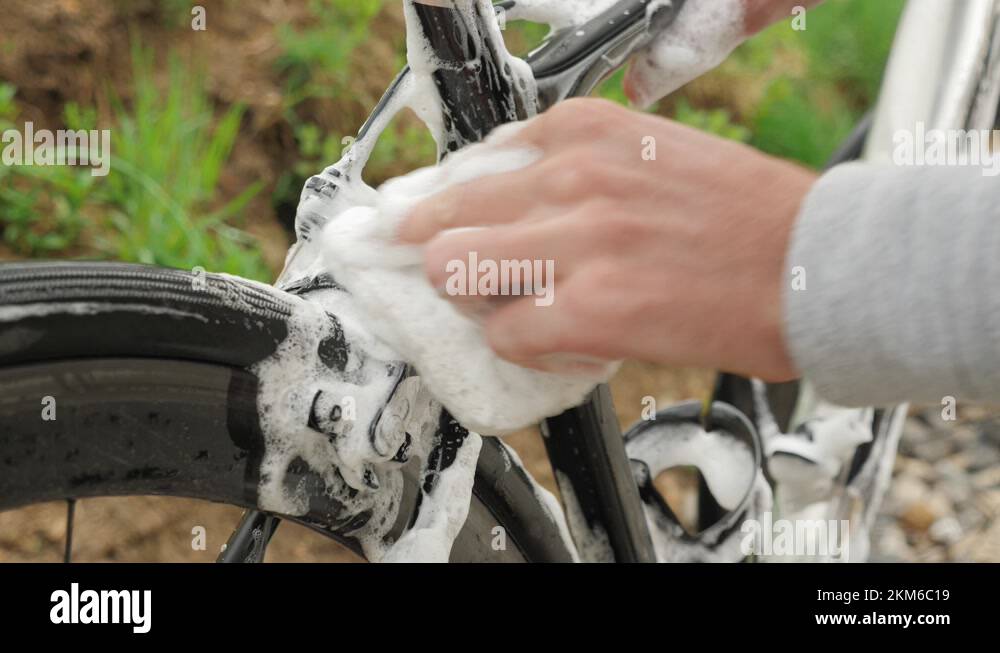 Washing bicycle Stock Videos & Footage - HD and 4K Video Clips - Alamy