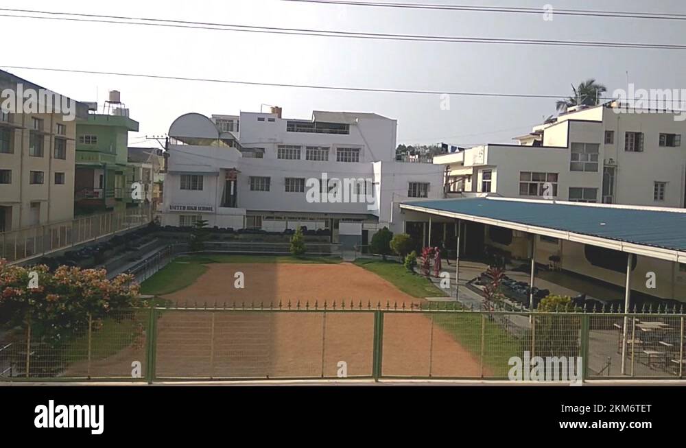 Campus school campus Stock Videos & Footage - HD and 4K Video Clips - Alamy