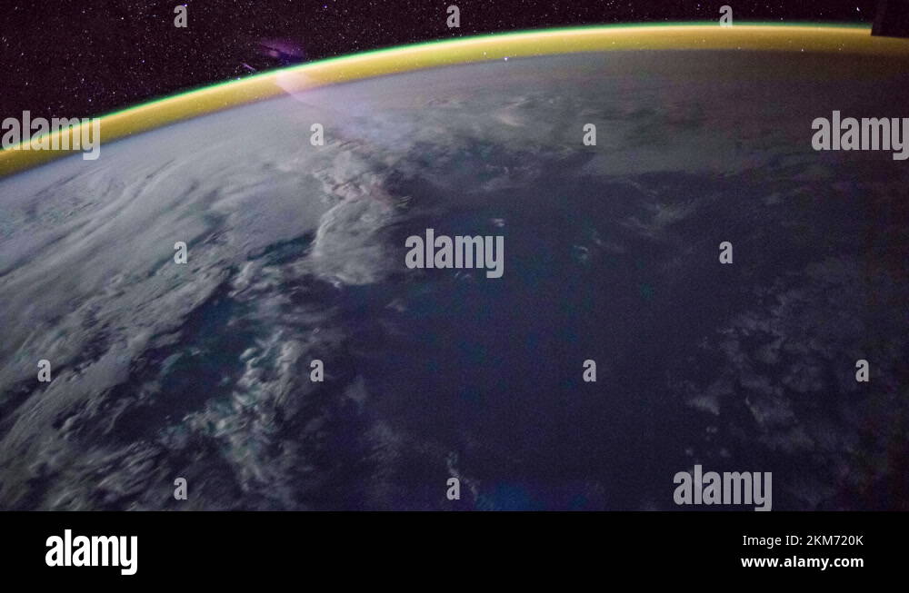 ISS Time-lapse Video of Earth seen from the International Space Station ...