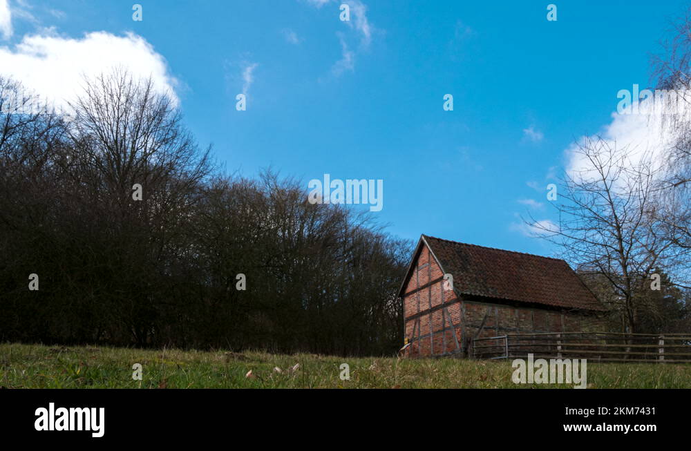 Red brick barn Stock Videos & Footage - HD and 4K Video Clips - Alamy