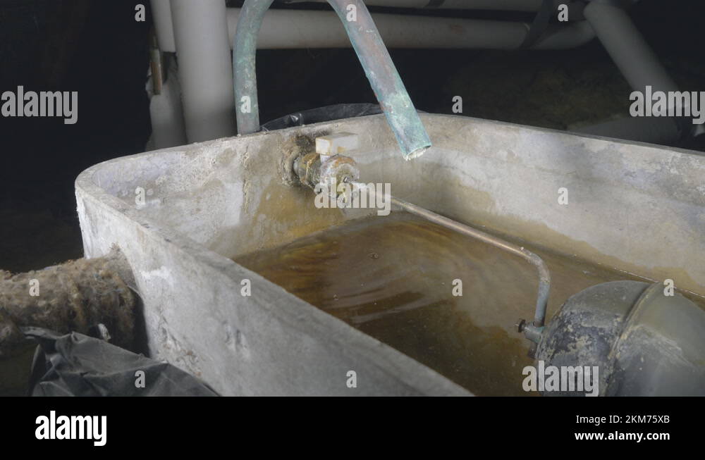 Cold water tank Stock Videos & Footage - HD and 4K Video Clips - Alamy