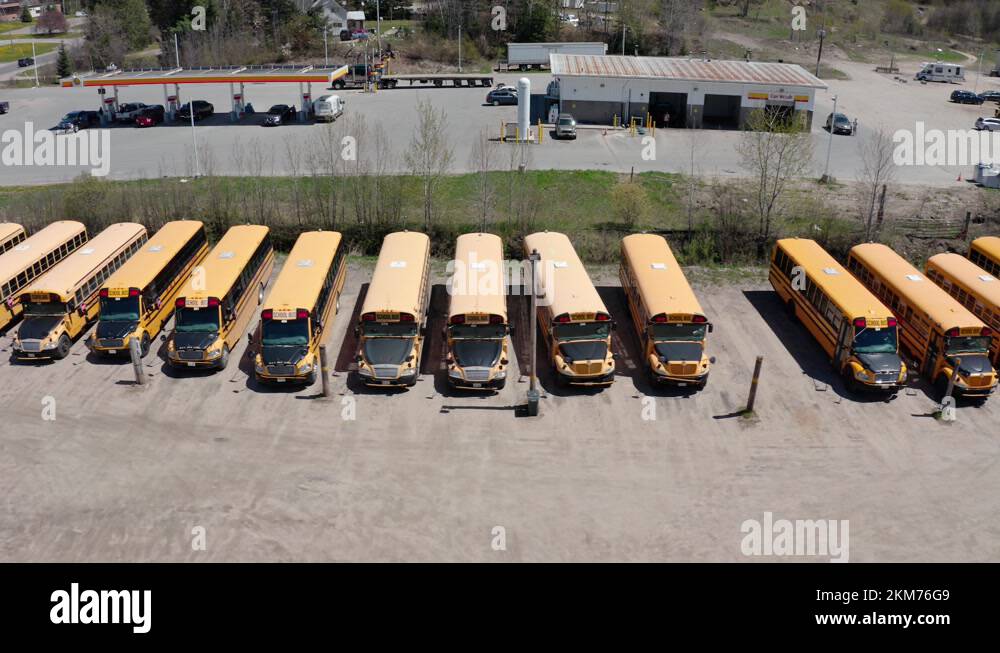 Busses in a row Stock Videos & Footage - HD and 4K Video Clips - Alamy