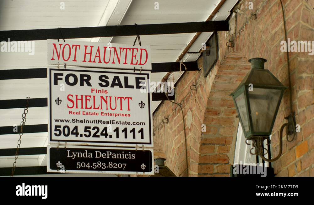 French house for sale sign Stock Videos & Footage - HD and 4K Video ...