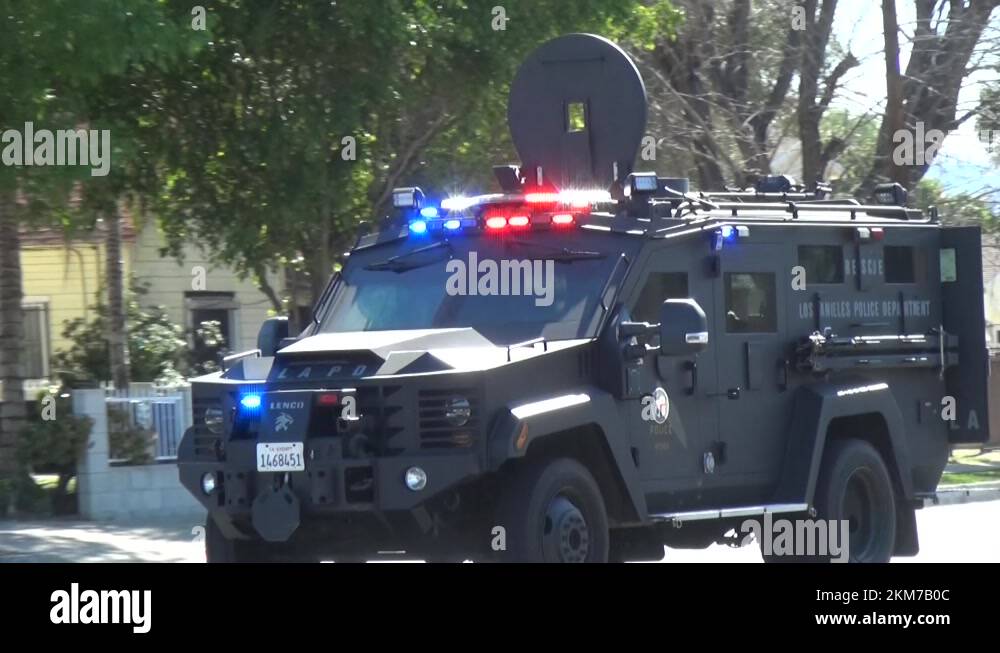 Swat vehicle Stock Videos & Footage - HD and 4K Video Clips - Alamy